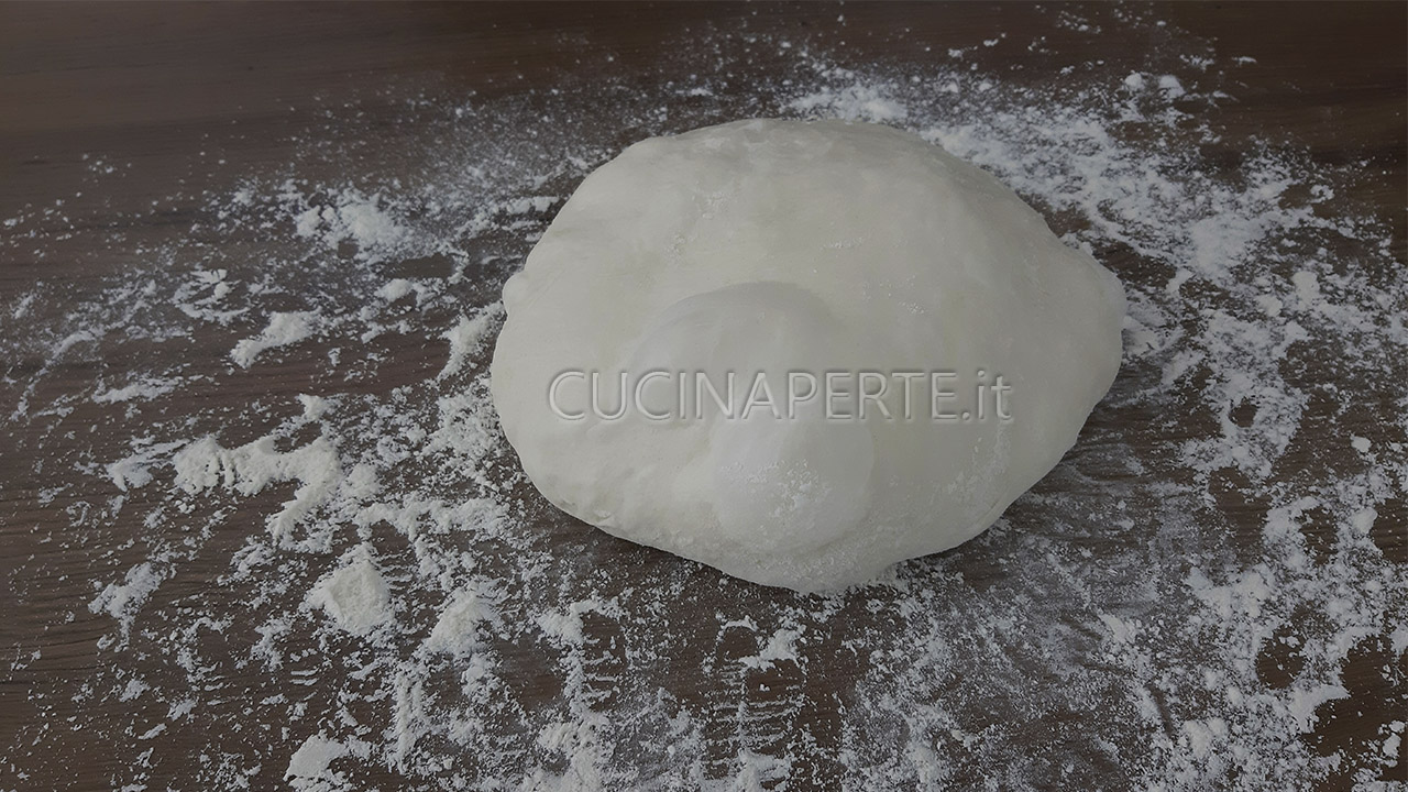 Impasto per la Pizza ad alta idratazione, lunga lievitazione e alta ...